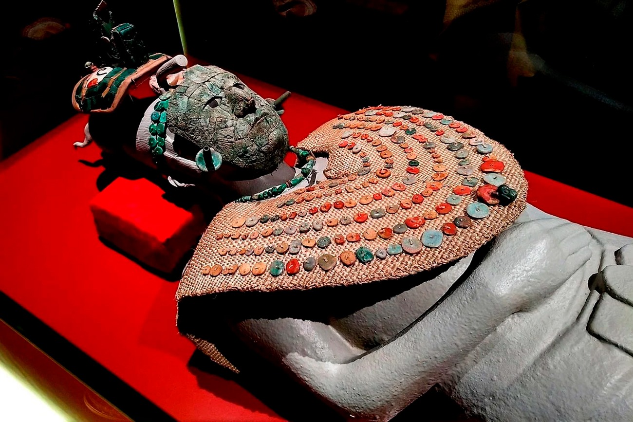 Conmemoran hallazgo de Reina Roja, con mirada al pasado maya - Luces ...