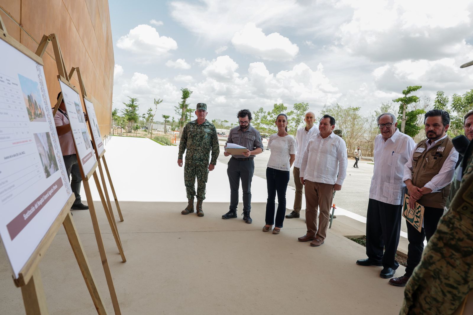 Supervisan obras del hospital ‘General Agustín O’Horán’ en Yucatán ...