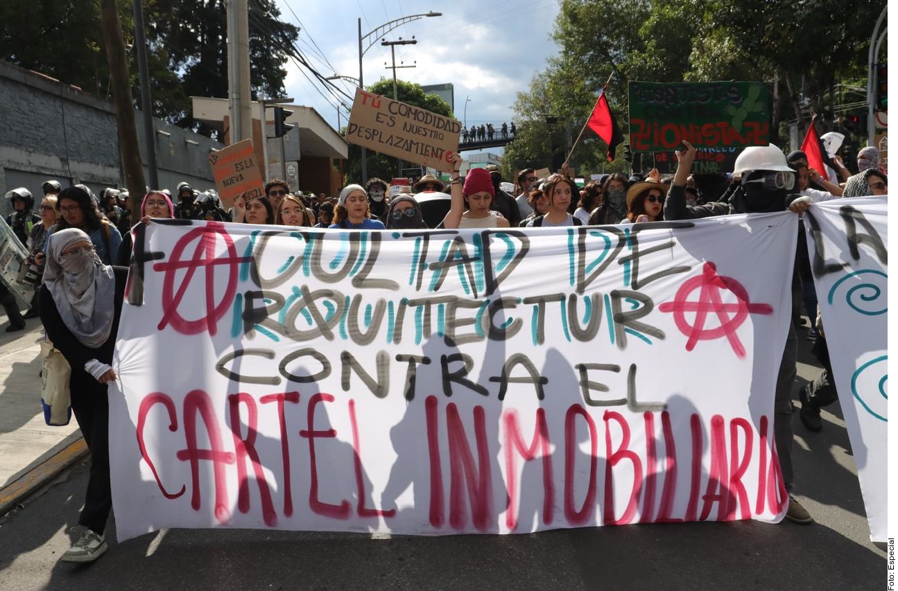 Avanza marcha contra gentrificación en Insurgentes Sur - Luces del Siglo